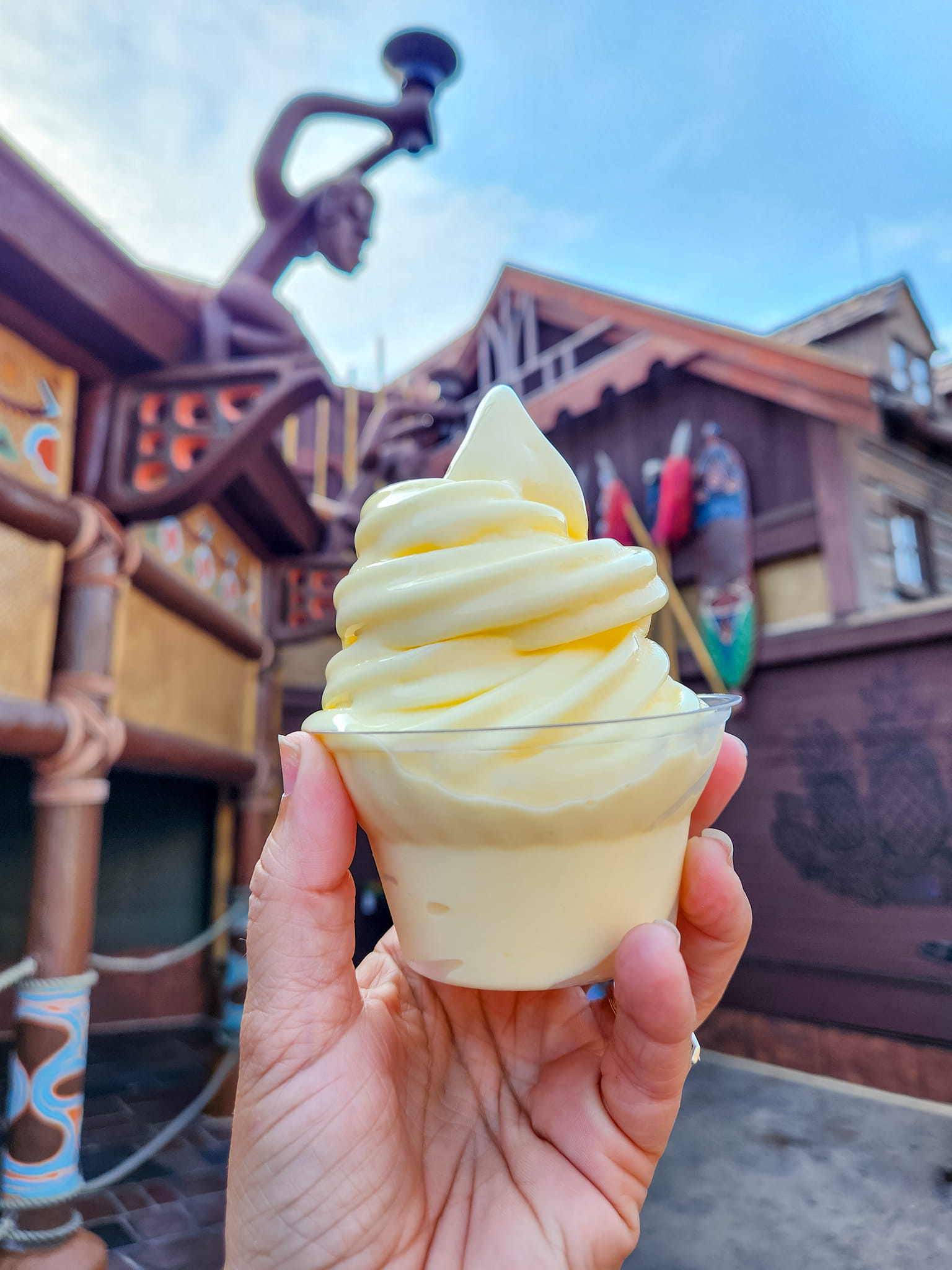 Aloha Isle in Magic Kingdom vs. Tiki Juice Bar in Disneyland: A ...